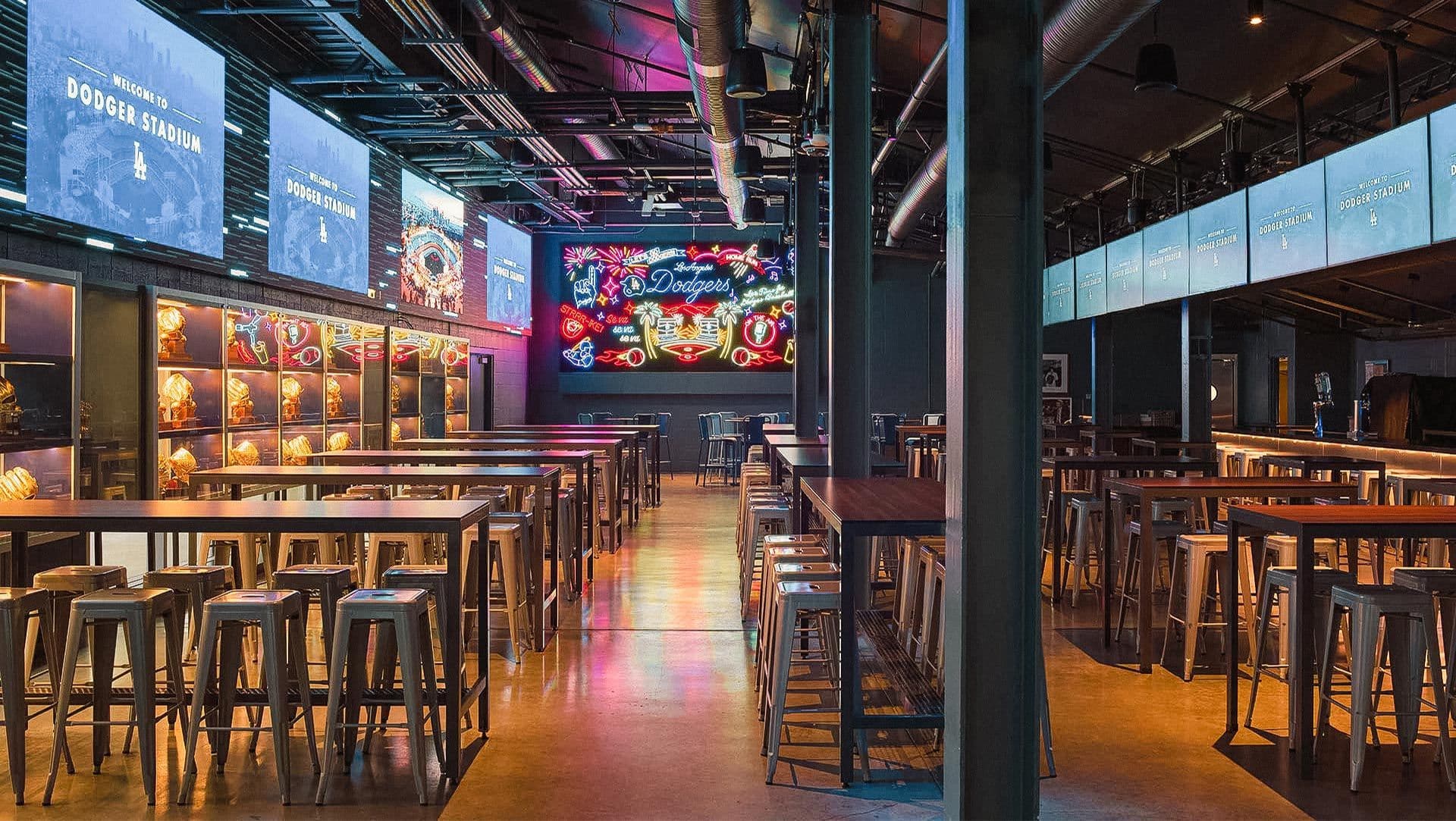 Gold Glove Bar | Venues | Dodgers 365
