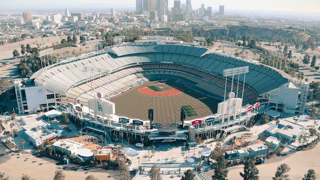 Dodgers 365 | Take the Field